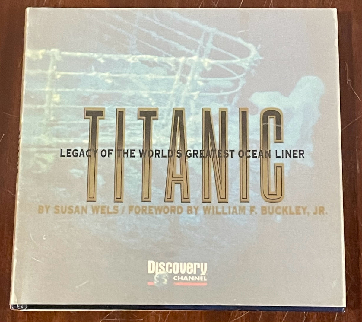 Titanic Coffee Table Book – Turn The Tables - Northbrook, IL